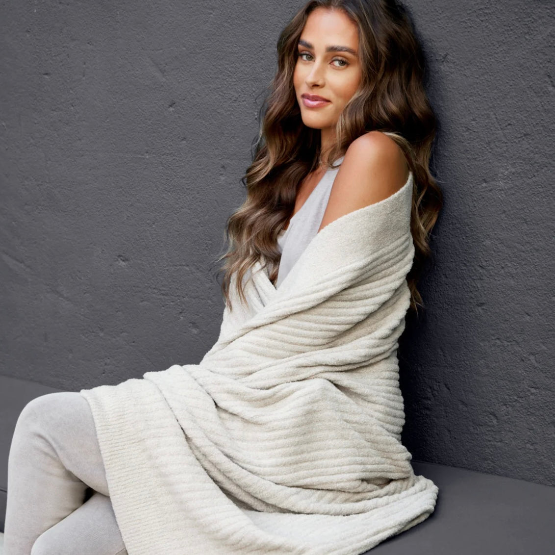 Casa Bella Decor | Furniture | Lighting | Decor & Rugs – casabelladecor.net